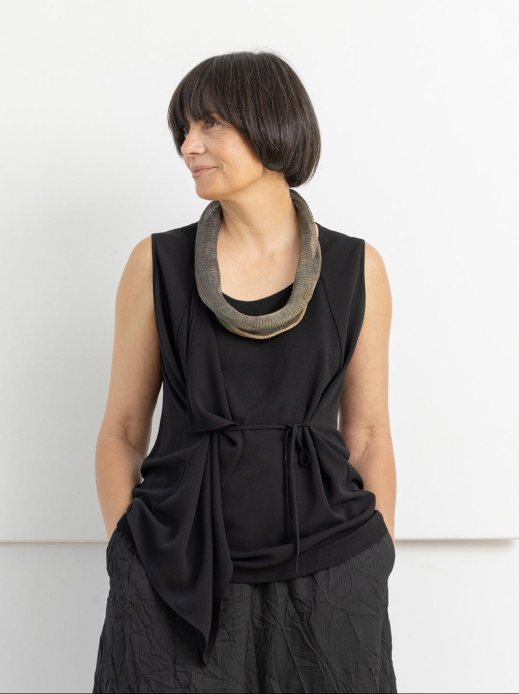 MARIA CALDERARA FLOAT TOP – The Design